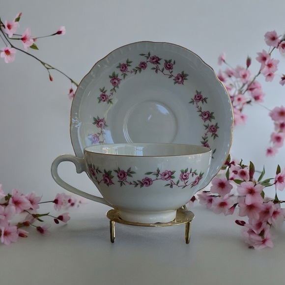 Dining | Fine Bohemian China Vintage Teacup And Saucer Rose Garland ...
